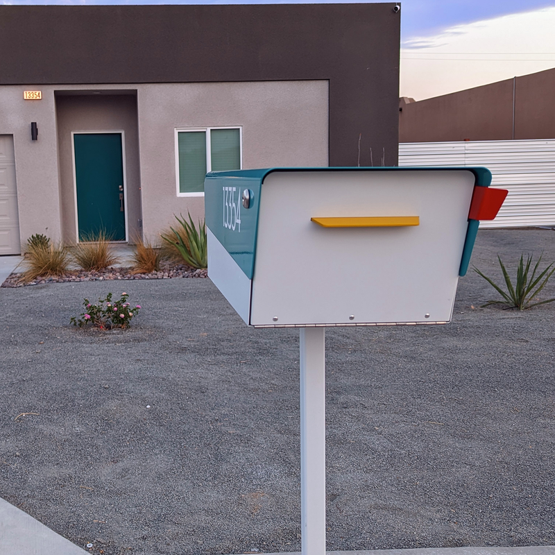 Curbside Locking Gallery - modbox USA