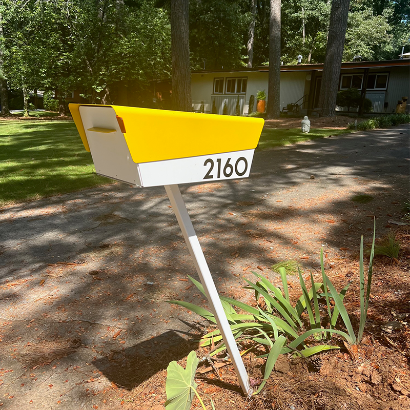 Curbside Locking Gallery - modbox USA