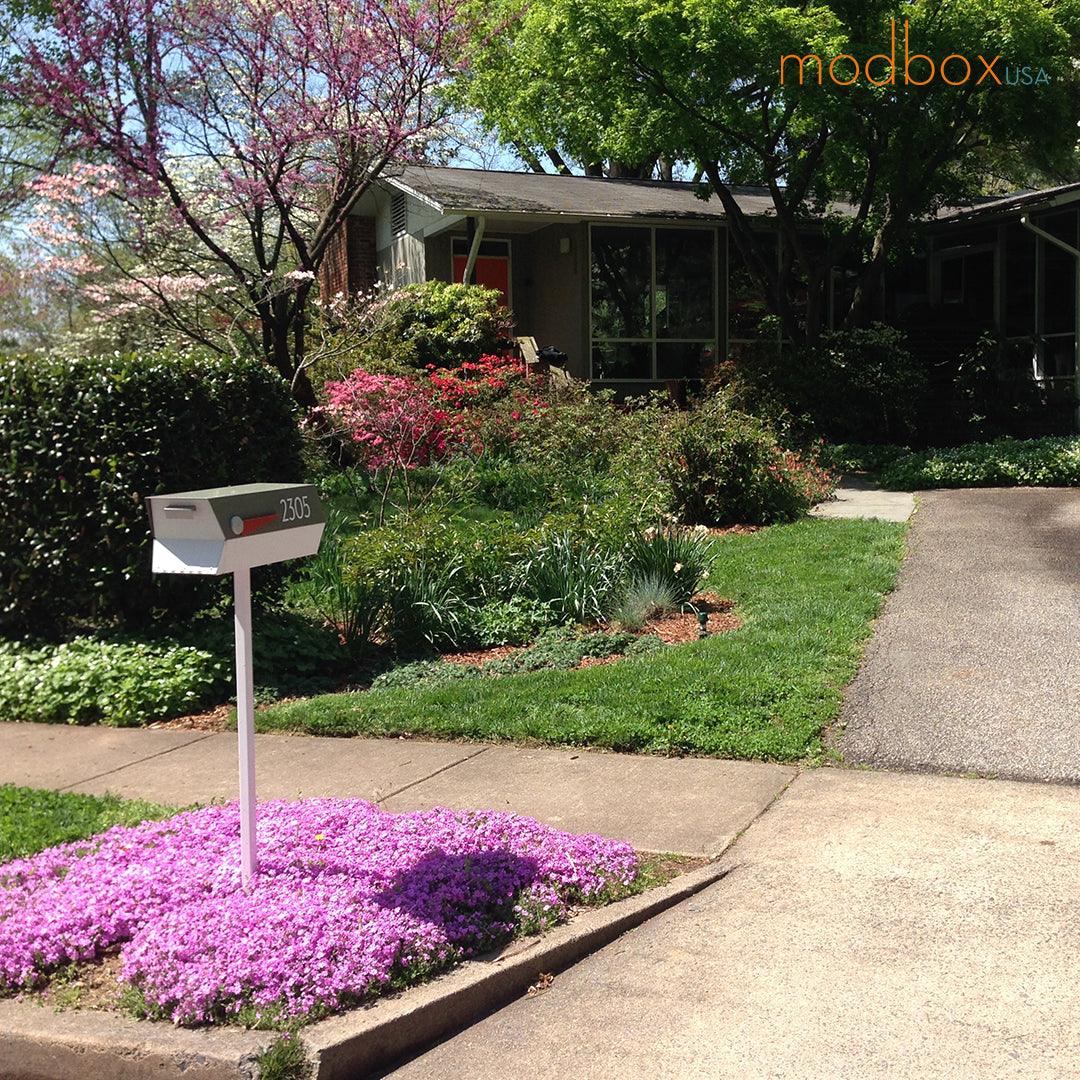 Modern Curbside Mailbox Post - modbox USA
